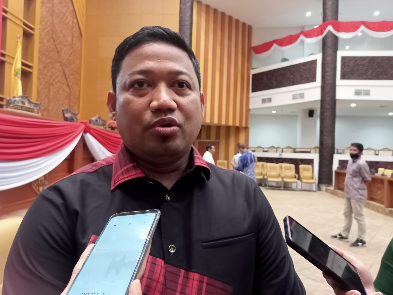 Folder Air Hitam Bersih dari PKL, Fuad Fakhruddin Minta Pemkot Segera ...